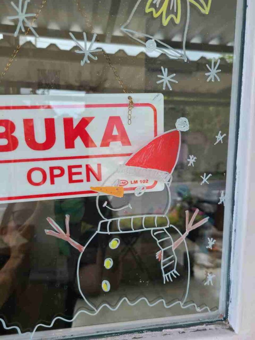 12 Permanent Acrylic Paints on Glass That Stick | Acrylic Painting School