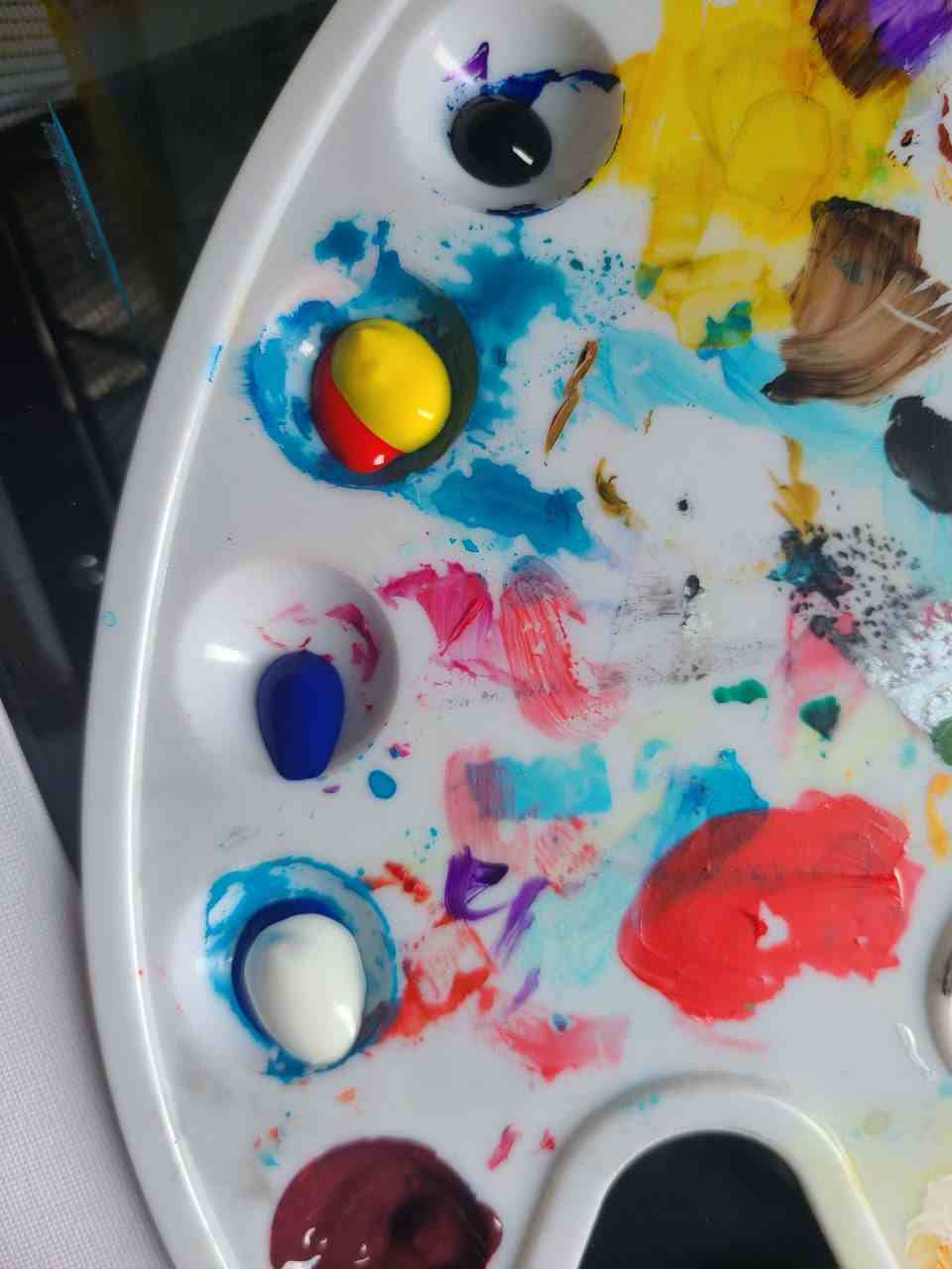 Tempera Paint Vs Acrylic: What's The Difference And Which is Best ...