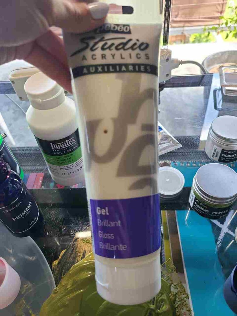 How to Make Real Acrylic Paint At Home [No Glue] | Acrylic Painting School