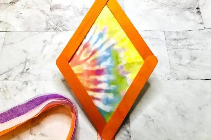 10 Kite Crafts For Kids | Acrylic Painting School